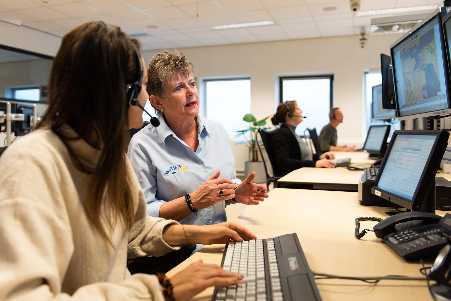 Nieuwe leerlijnen meldkameronderwijs - METS Center